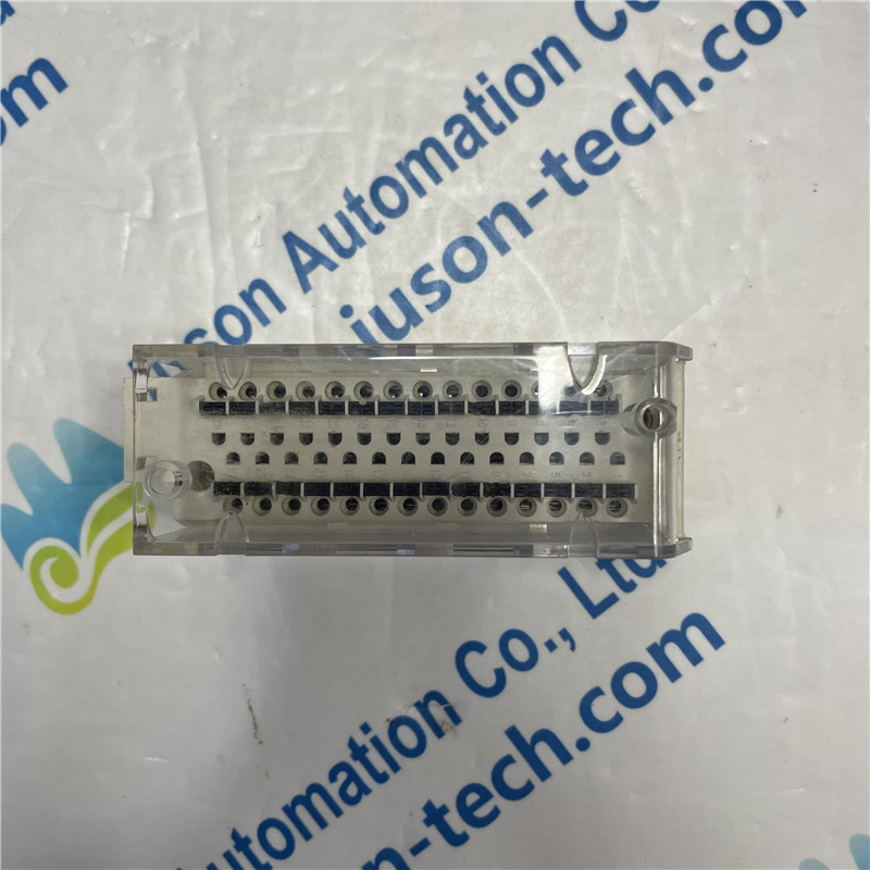 Schneider Crimp Terminal Block BMXFTB2820 28-pin removable spring ...